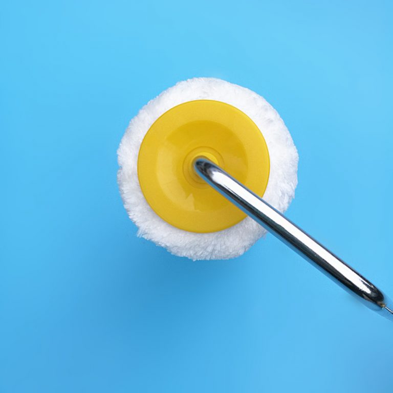 Microfiber roller brush